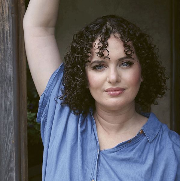 Layla Schlack - Full Pour