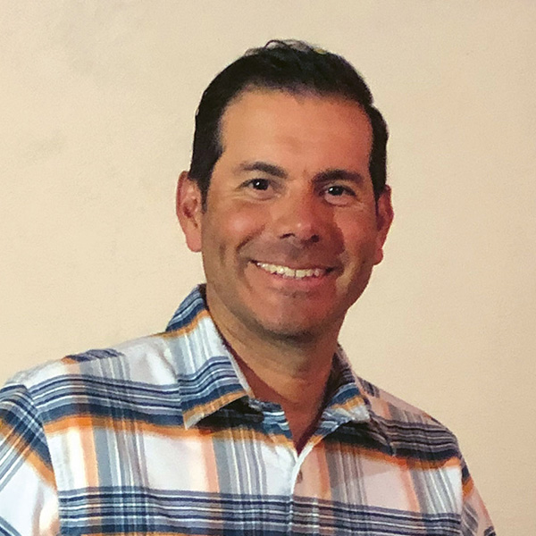 Steve Martinez - Full Pour